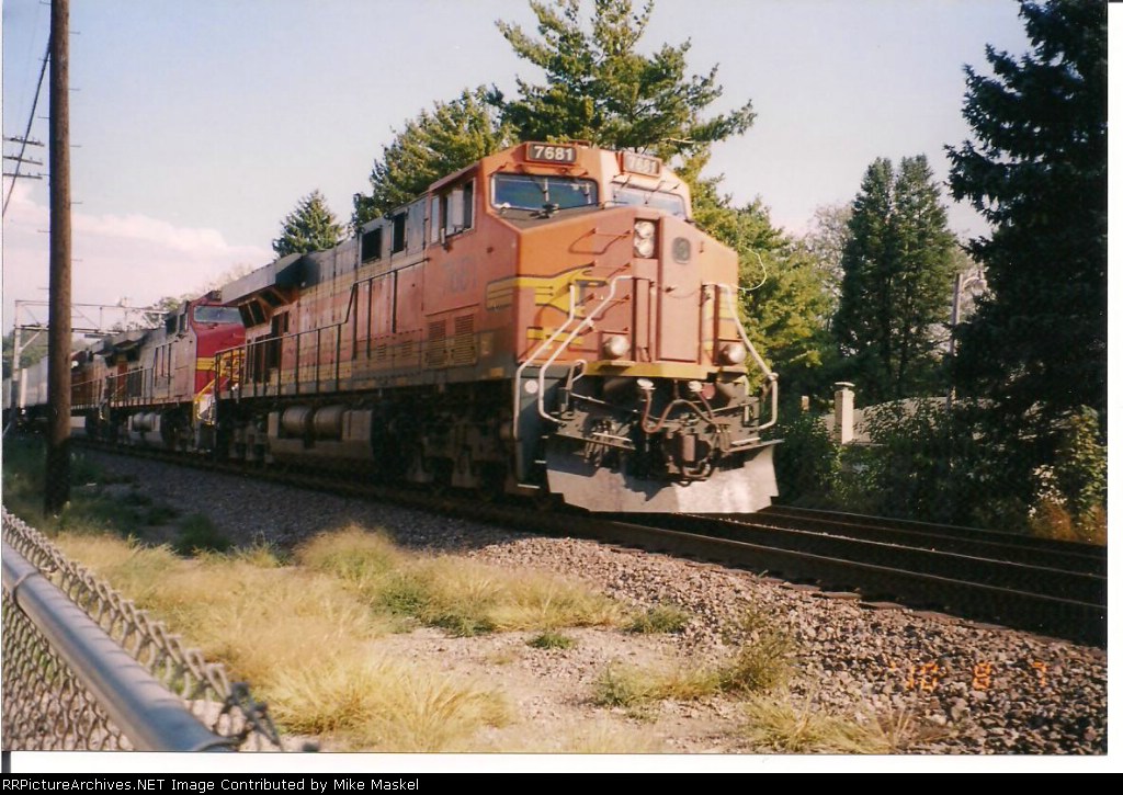 BNSF 7681